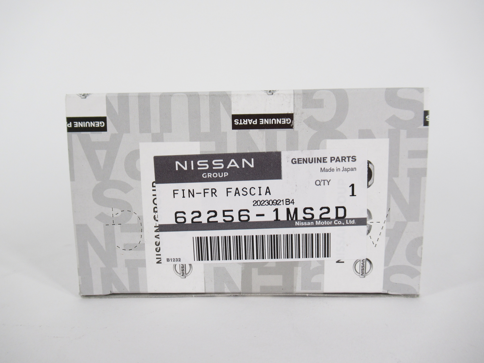 Genuine OEM Nissan Infiniti 62256-1MS2D Passenger RH Fog Light Chrome ...