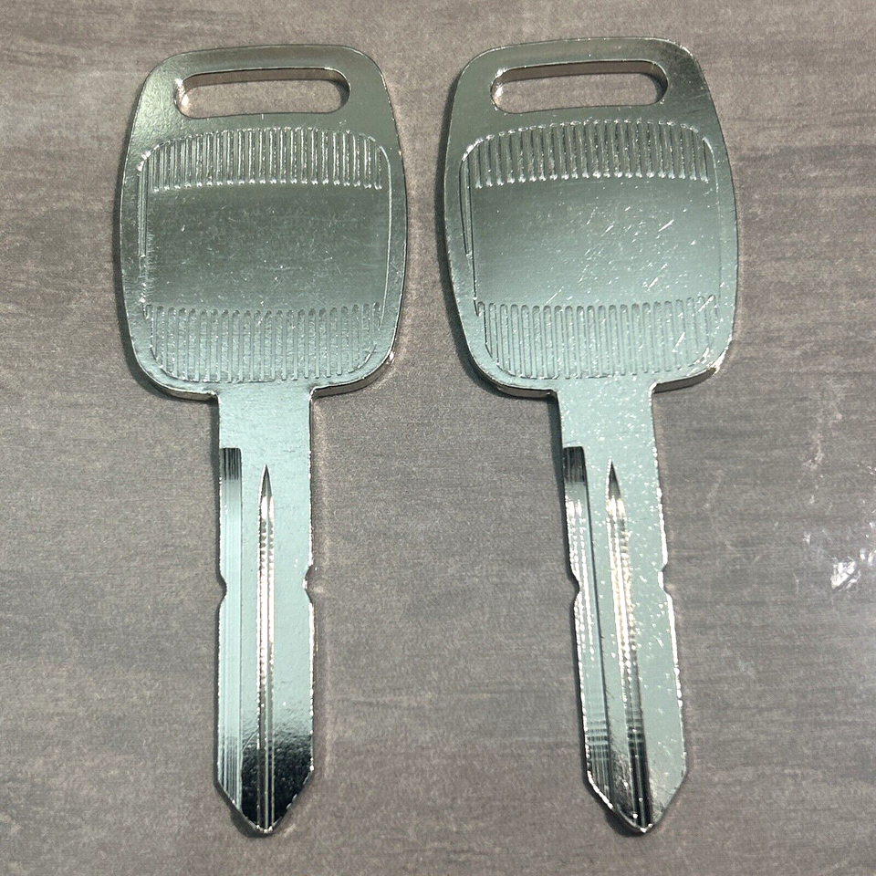 2 KENWORTH/Peterbilt B87 Various Models 18 Wheelers Semi Key Blanks | eBay