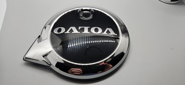 For Volvo XC60 2022 Volvo 32337964 Front Grille Emblem for sale online ...