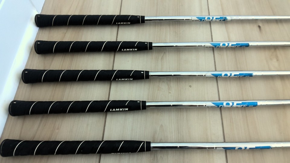 Senior Clubs -- Adams Golf Idea Velocity Slot Tech Iron Set 6-P ...