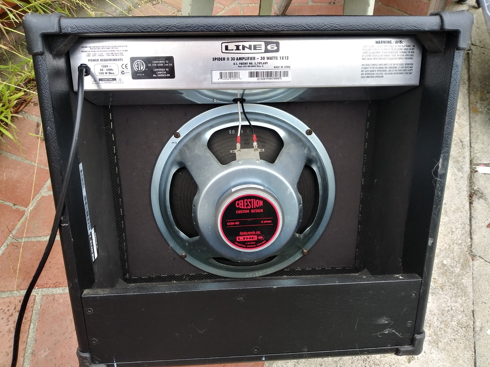 Line 6 Spyder 2 Guitar Amplifier With Built In Effects Clean Crunch ...