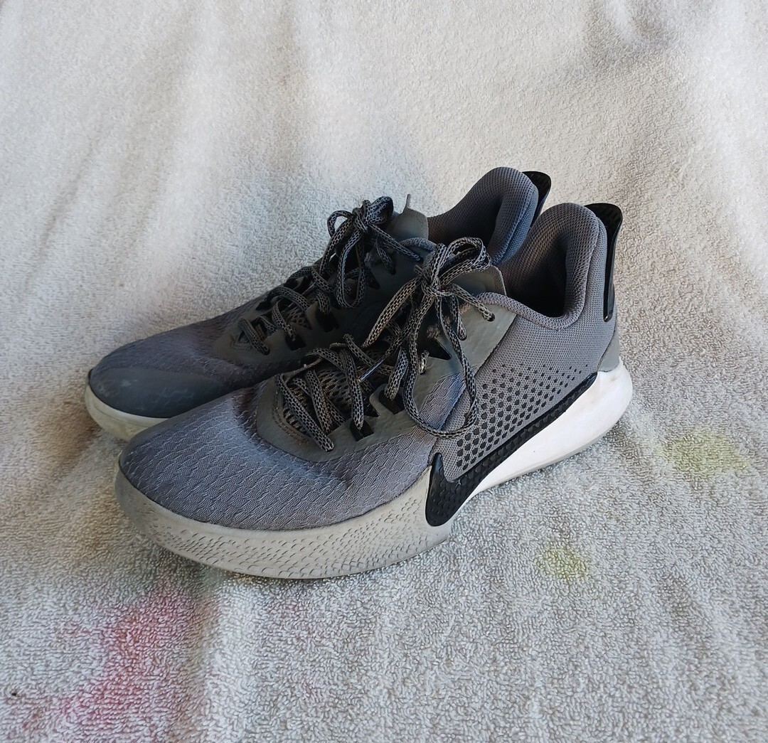 Nike Mamba Fury Team Cool Gray 2020 Shoes 7.5 - Gem