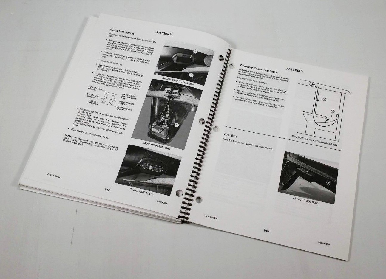 MacDon 9250/9350/9352 Self-Propelled Windrower Operator's Manual S42EV ...