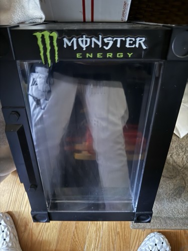Monster Energy Mini Fridge Countertop Cooler 18-Can GS-1-B234B RARE No ...