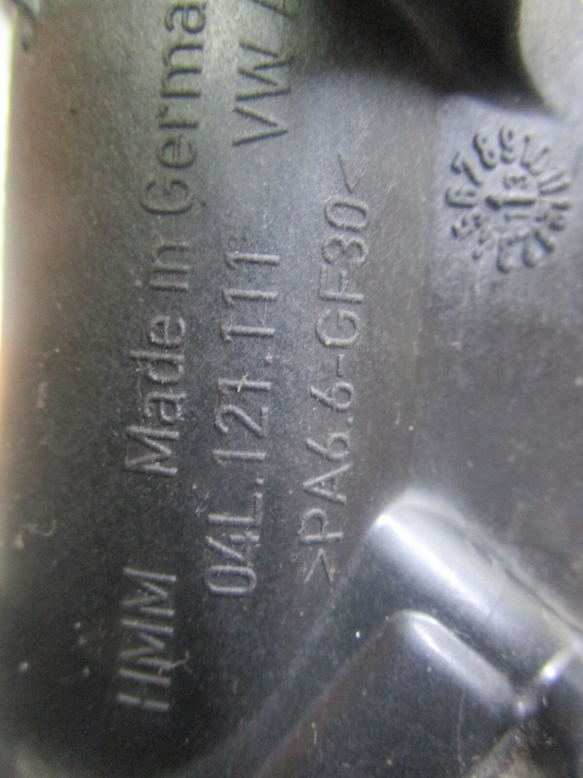 VW SKODA 2.0 TDI THERMOSTAT HOUSING 04L121071E GENUINE | eBay