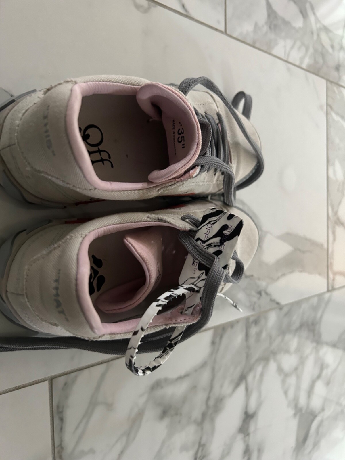 slightly worn off white women sneakers size 5 - Gem