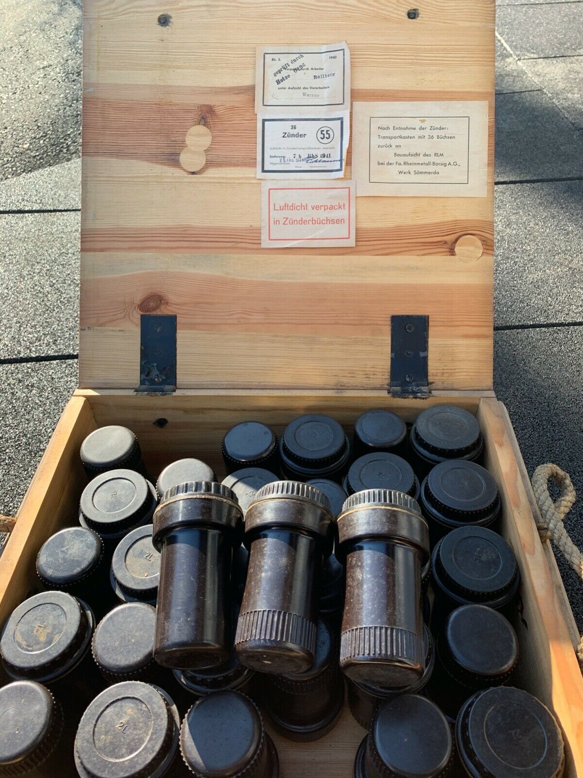 Orig German WW2 empty Bakelite Detonator Box | Grelly USA