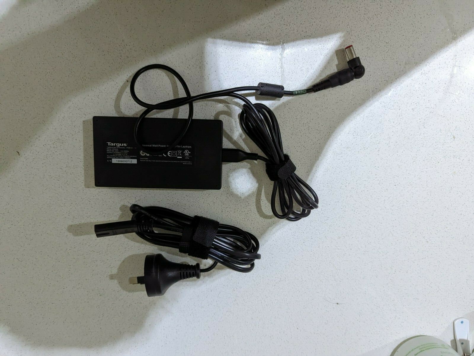 Targus - APA042AU 90W Universal Wall Power Adapter - for Laptops - HP ...