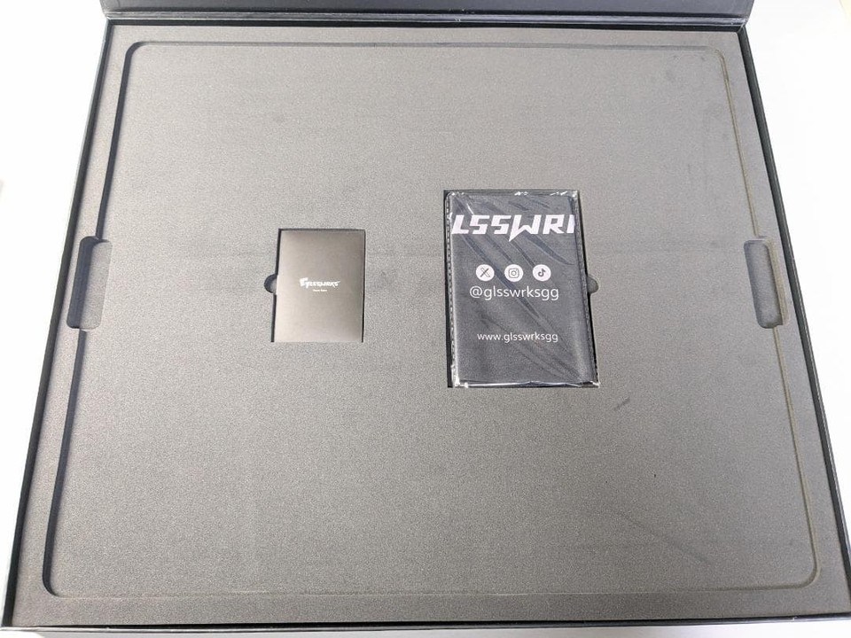 GLSSWRKS Hana Premium Glass Mouse Pad Gaming Mousepad 490x420mm Limited ...