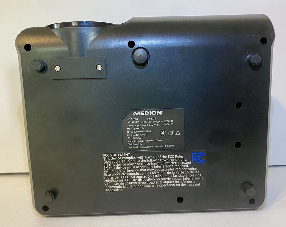 Medion LED HD Projector 1280 x 720p. Images Projects 45”-200" TESTED ...