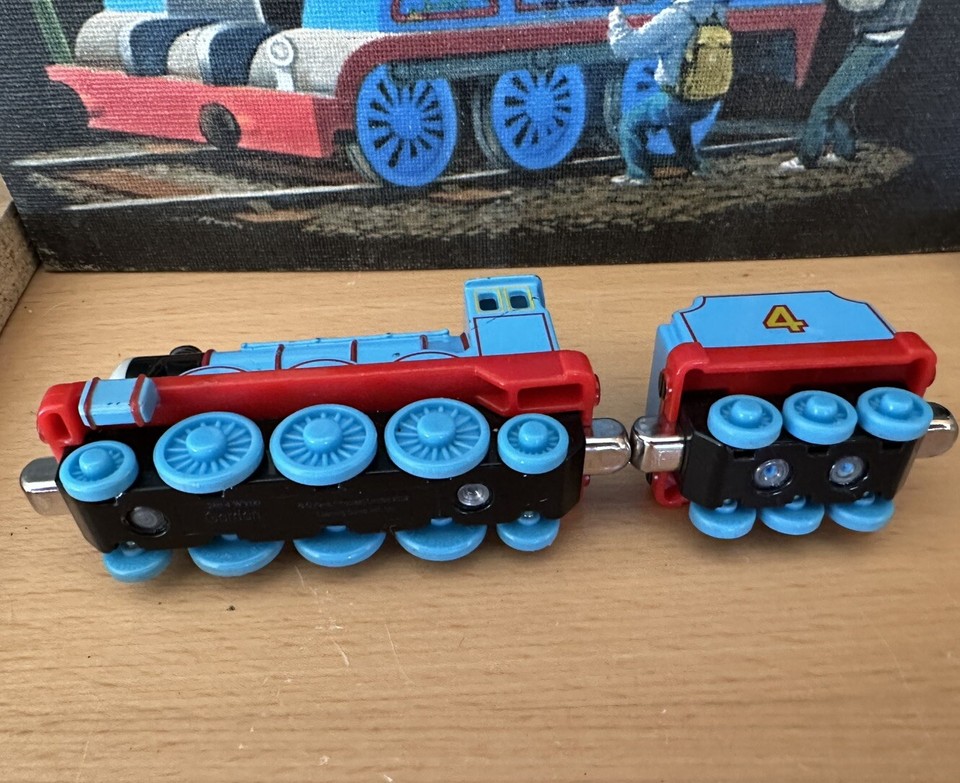 Take Along Diecast Thomas Train Play Scene Gordon Takes a Tumble ...