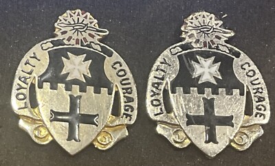Pair of US Army 5th Regiment Unit Crests | eBay
