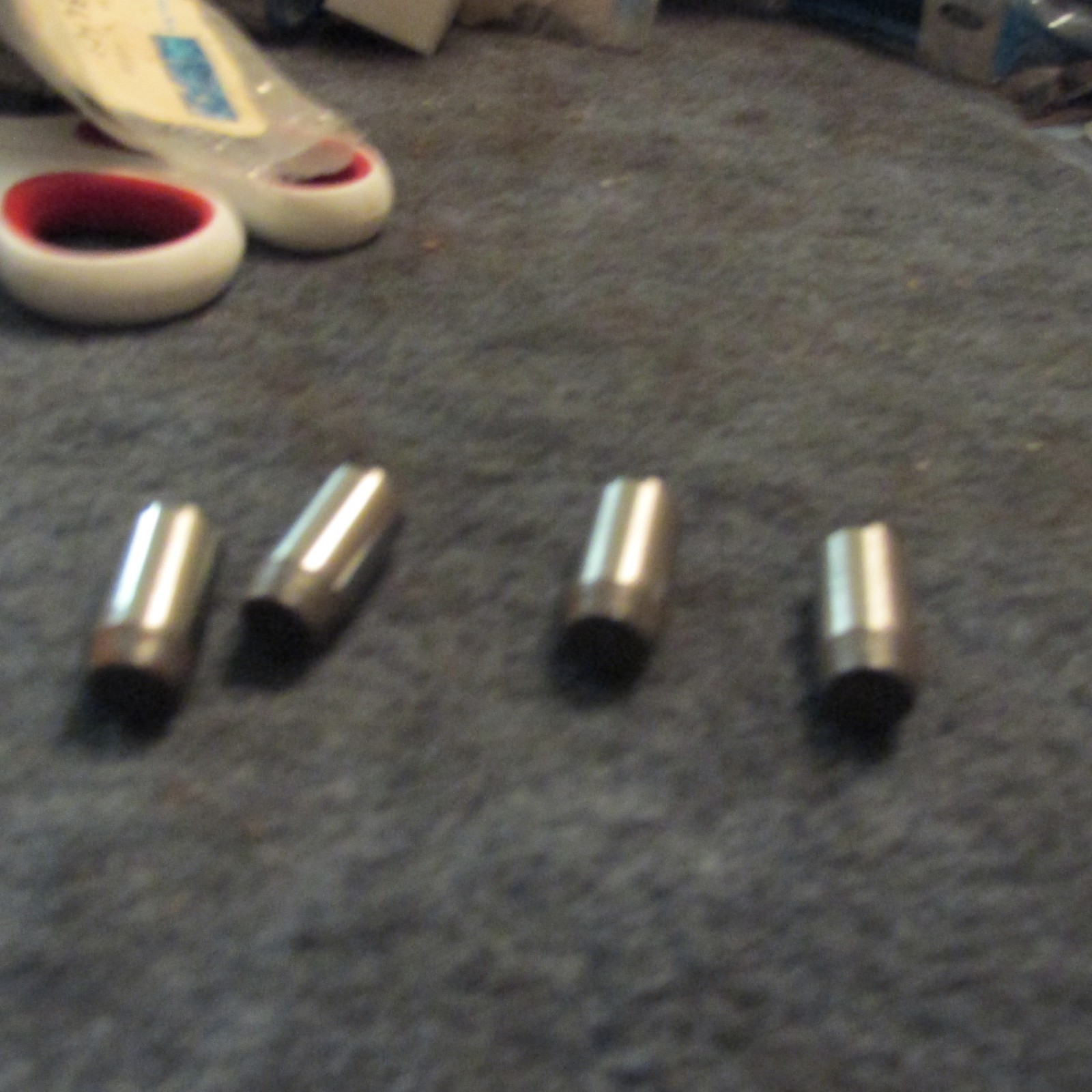 NOS 1990's FORD HEAVY TRUCK CUMMINS DIESEL ENGINE DOWEL PINS 3901846-CF ...