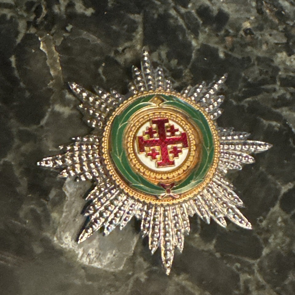 Knight's Grand Cross of the Equestrian Order of the Holy Sepulchre of ...