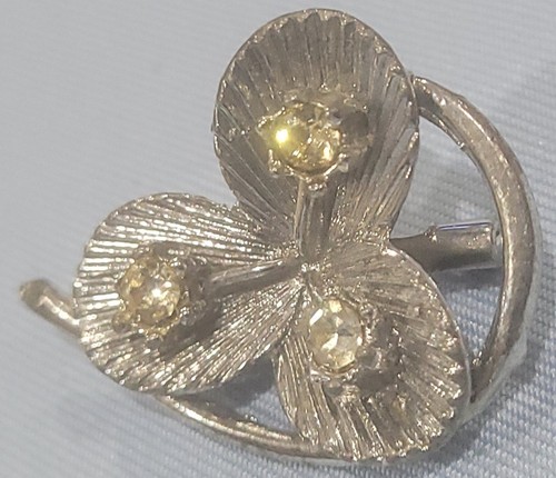 Vintage Silver Tone 3 Leaves W/ Prong Set RHINESTONES Pin/Brooch | eBay