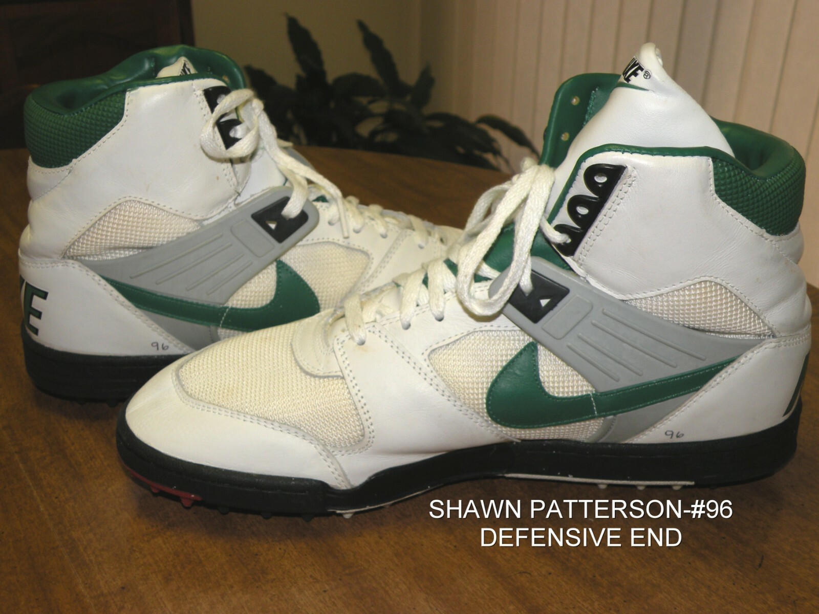 Green Bay Packers Shawn Patterson Game Used Shoes | eBay