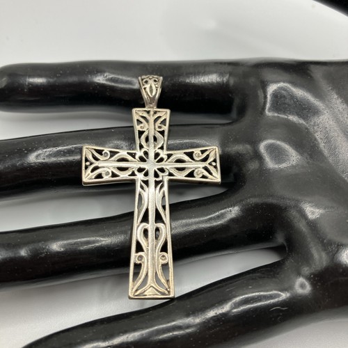 SOUTHWEST VTG STERLING SILVER CROSS PENDANT. 5.7 GRAMS. MARKED M ...