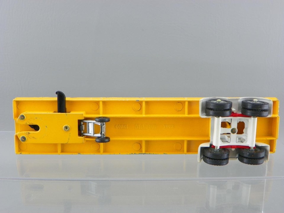 Vintage 1973 Corgi Major 1106 Diecast 1/43 Mack Container Truck Tractor ...