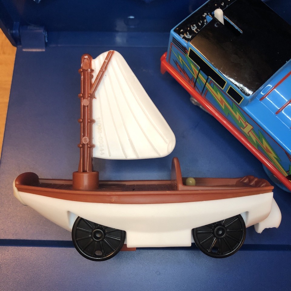 Thomas & Friends Trackmaster #1 Engine Lightning Bolt Motorized 2013 ...