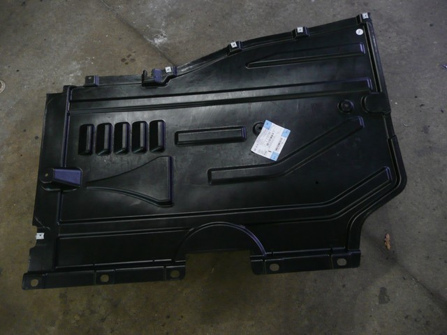 Genuine BMW X3 X4 Rear Left Underbody Panelling 51757213673 for sale ...