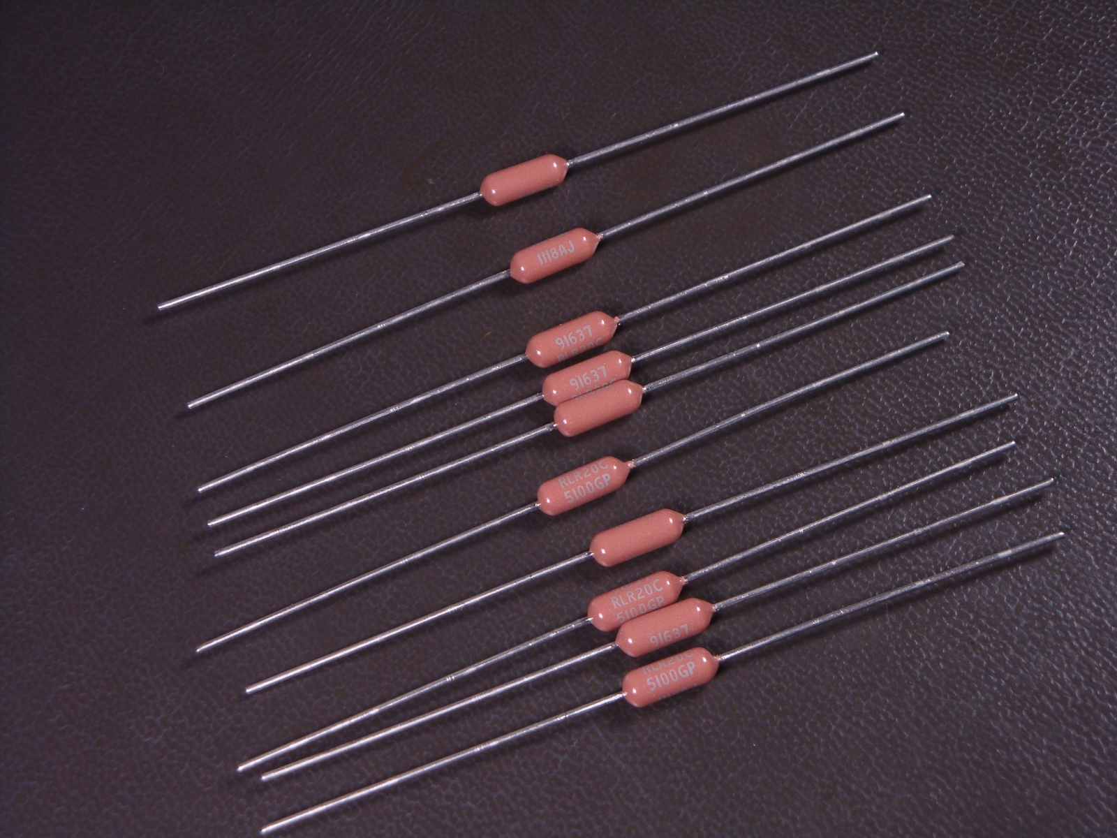 Lot of 10 RLR20C5100GP Vishay Metal Film Resistor 510 Ohm 500mW 1/2W 2% ...