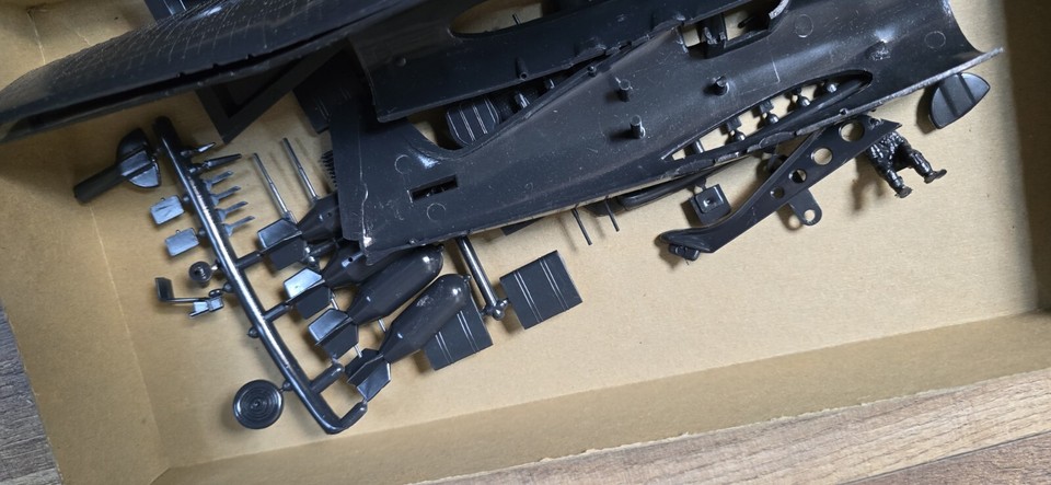 UPC Grumman F63 Hellcat Model Kit #5057-100 New Open Box | eBay