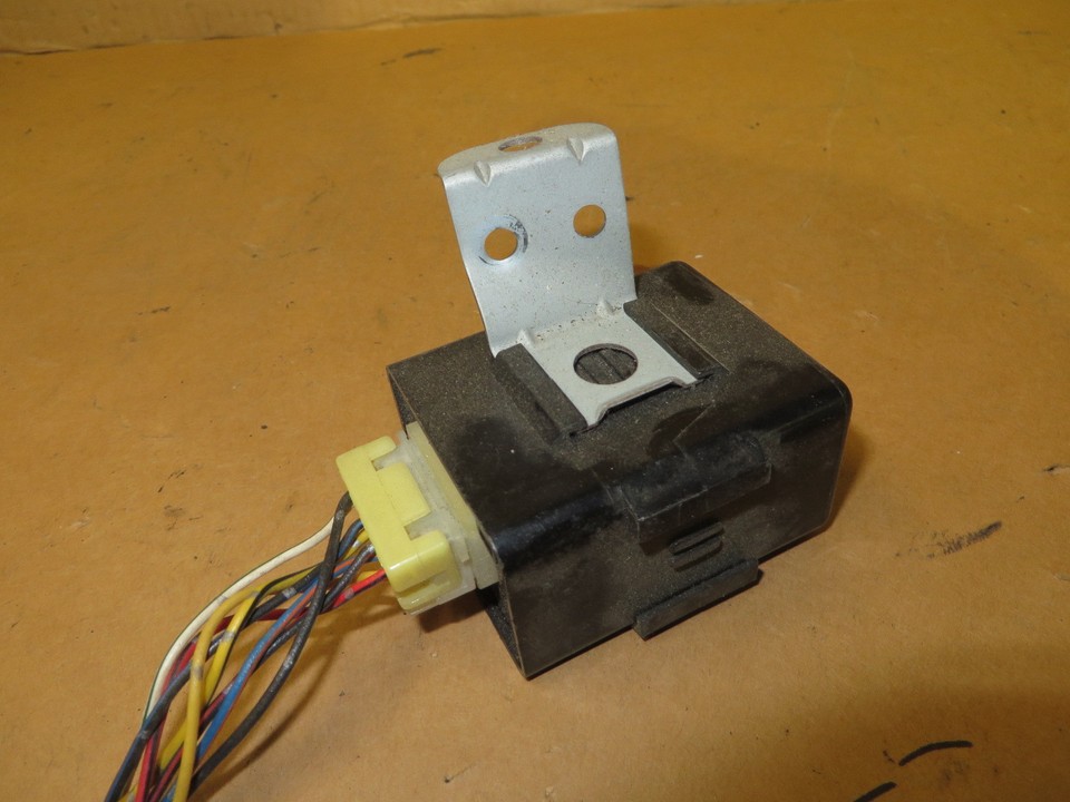 SUBARU LEGACY 95 1995 SEAT BELT WARNING TIMER MODULE OE # 88013-AA030 ...