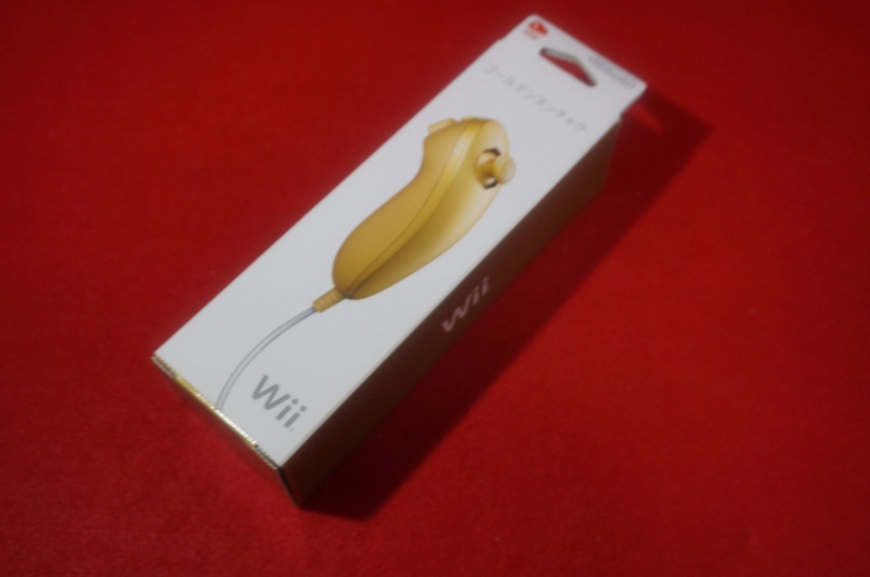RARE Club Nintendo Wii Golden Nunchuk Nunchuck remote Gold Controller ...