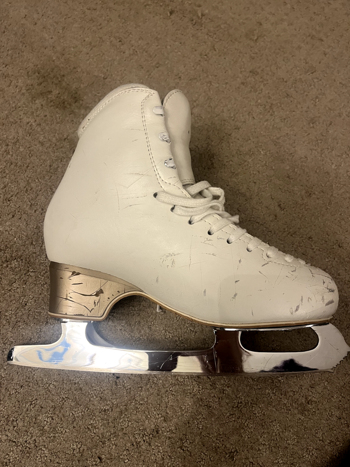 Edea Concertos with Jewels White Figure Skates 250B with 9 1/4" blades ...