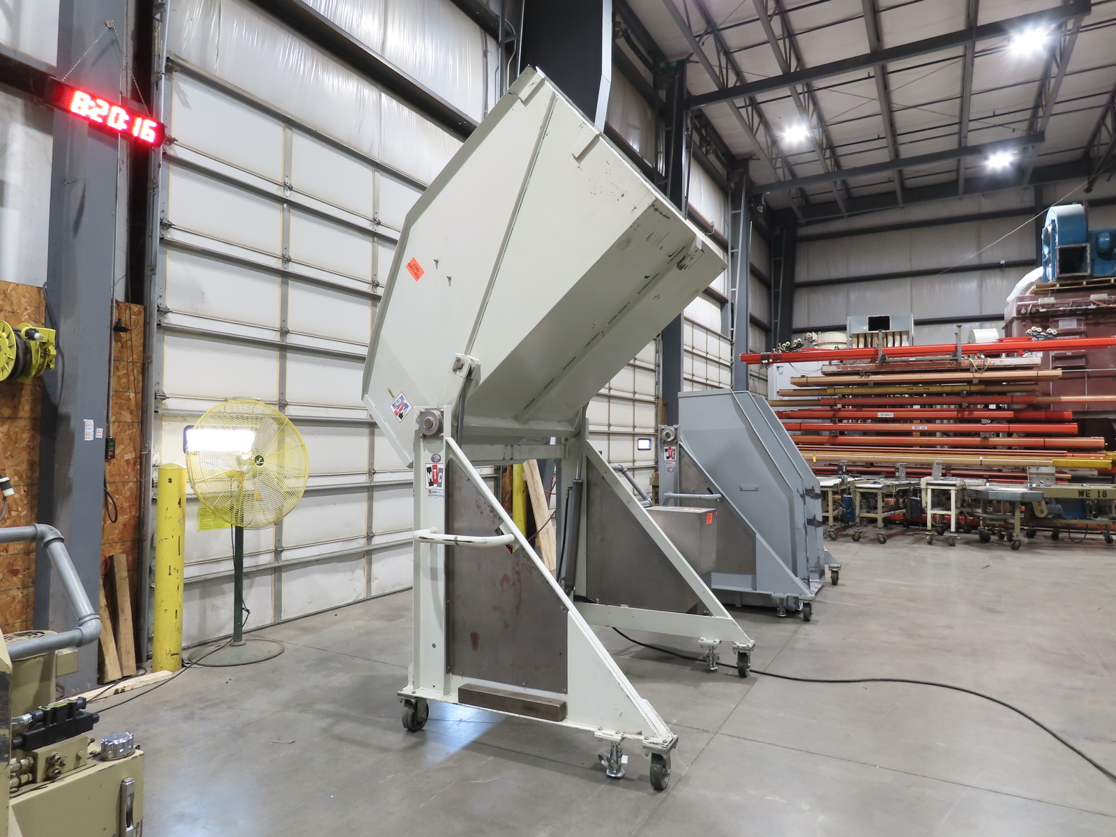 MTC Hydraulic Tote Dumper 2-Bin 1/2 Yd Hopper Tipper 2000Lb 5Hp 460V | eBay