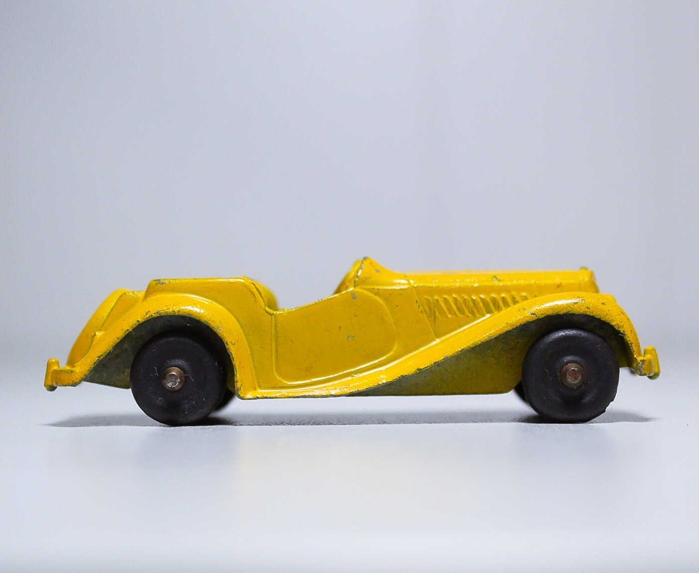 Rare Vintage TOOTSIE TOY MG Chicago USA Cold Painted Yellow Roadster ...