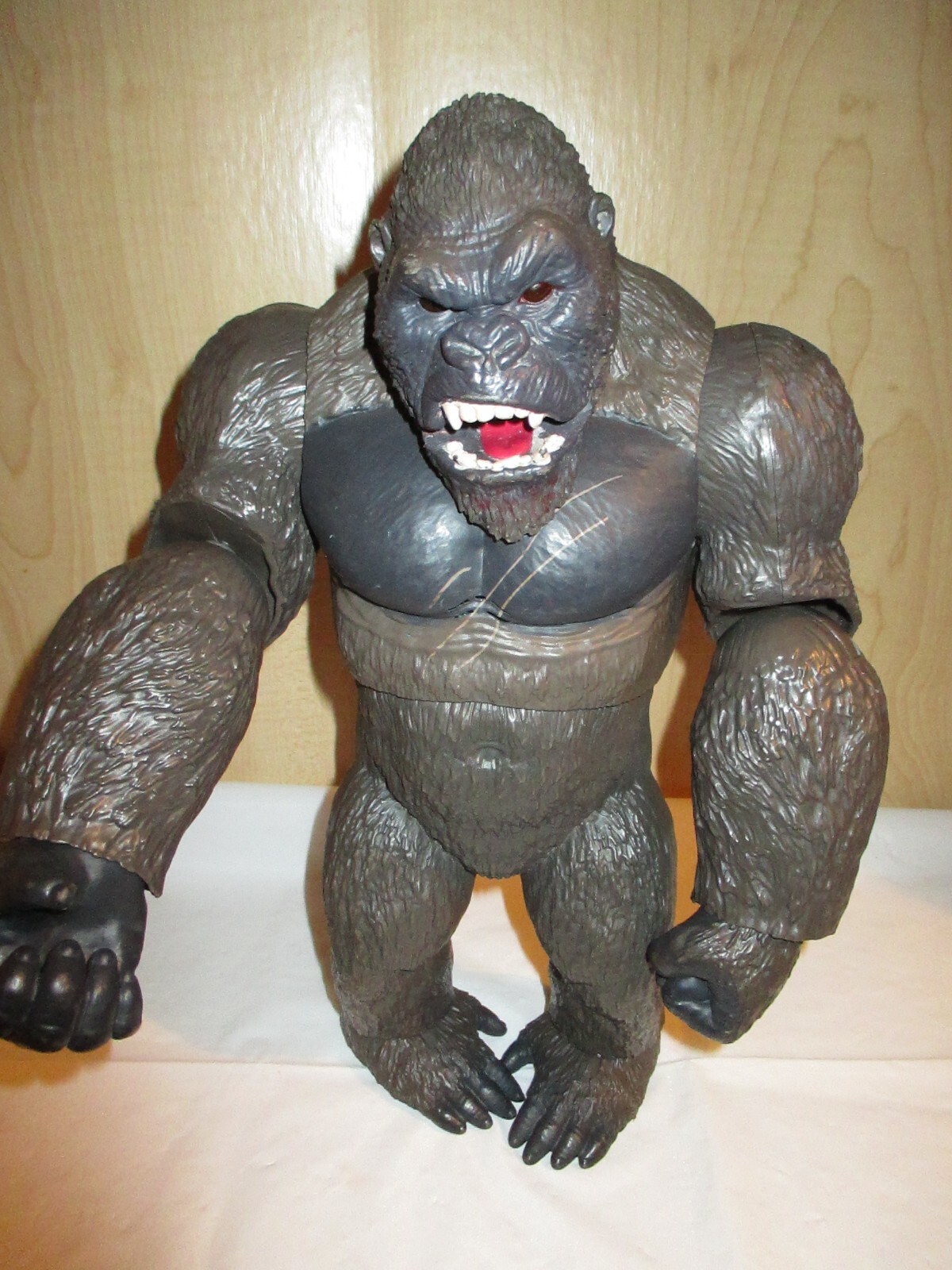 King Kong Large Action Figure 12" 2020 Legendary & WBEI Playmates 35581 ...