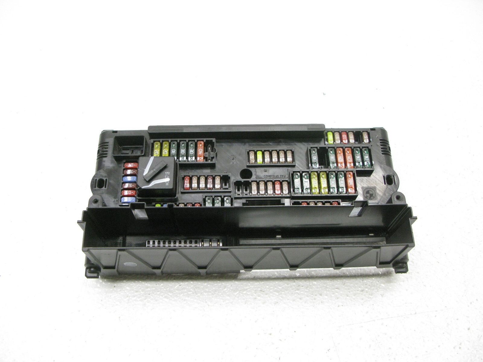 10-16 BMW F07 535i GT 640i M5 M6 FUSE RELAY JUNCTION MODULE FUSEBOX OEM ...