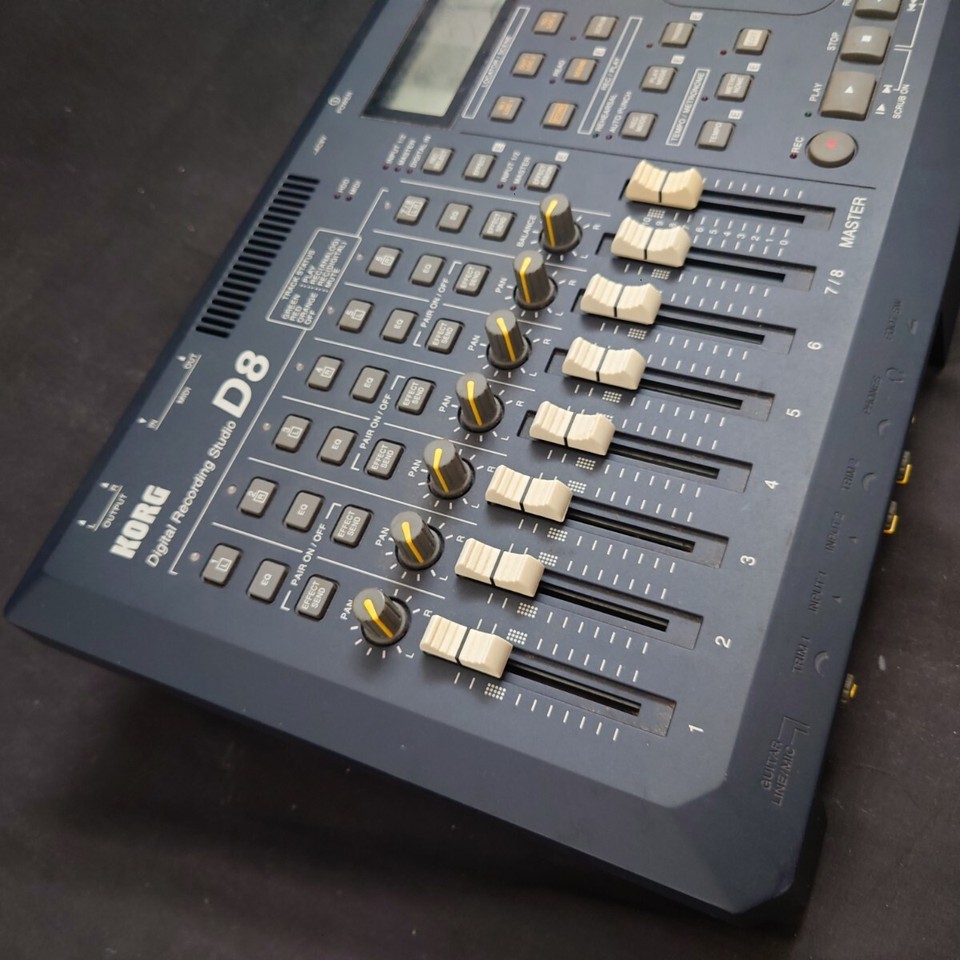 Korg D8 Digital Multitrack Recorder 8-Track Studio Unit | As-is for ...