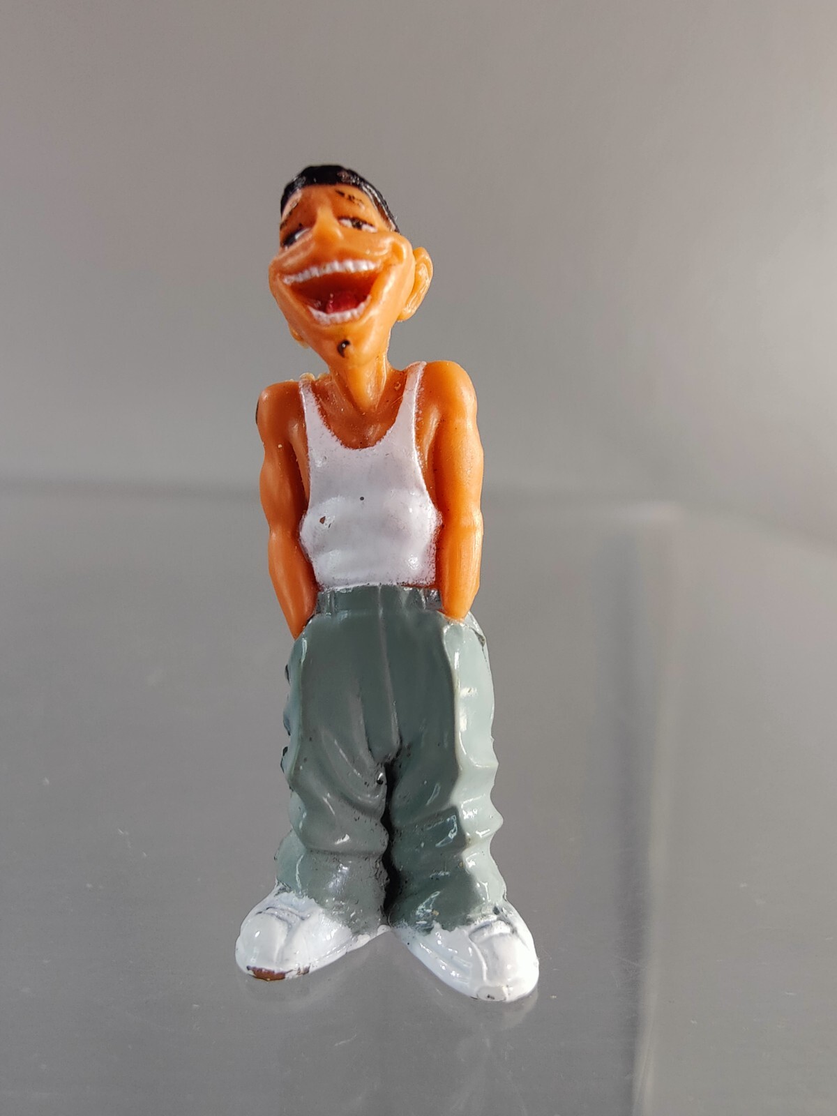 2002 HOMIES SERIES 4 *** LAUGHING BOY *** 1.75" ACTION FIGURE 1/32 ...