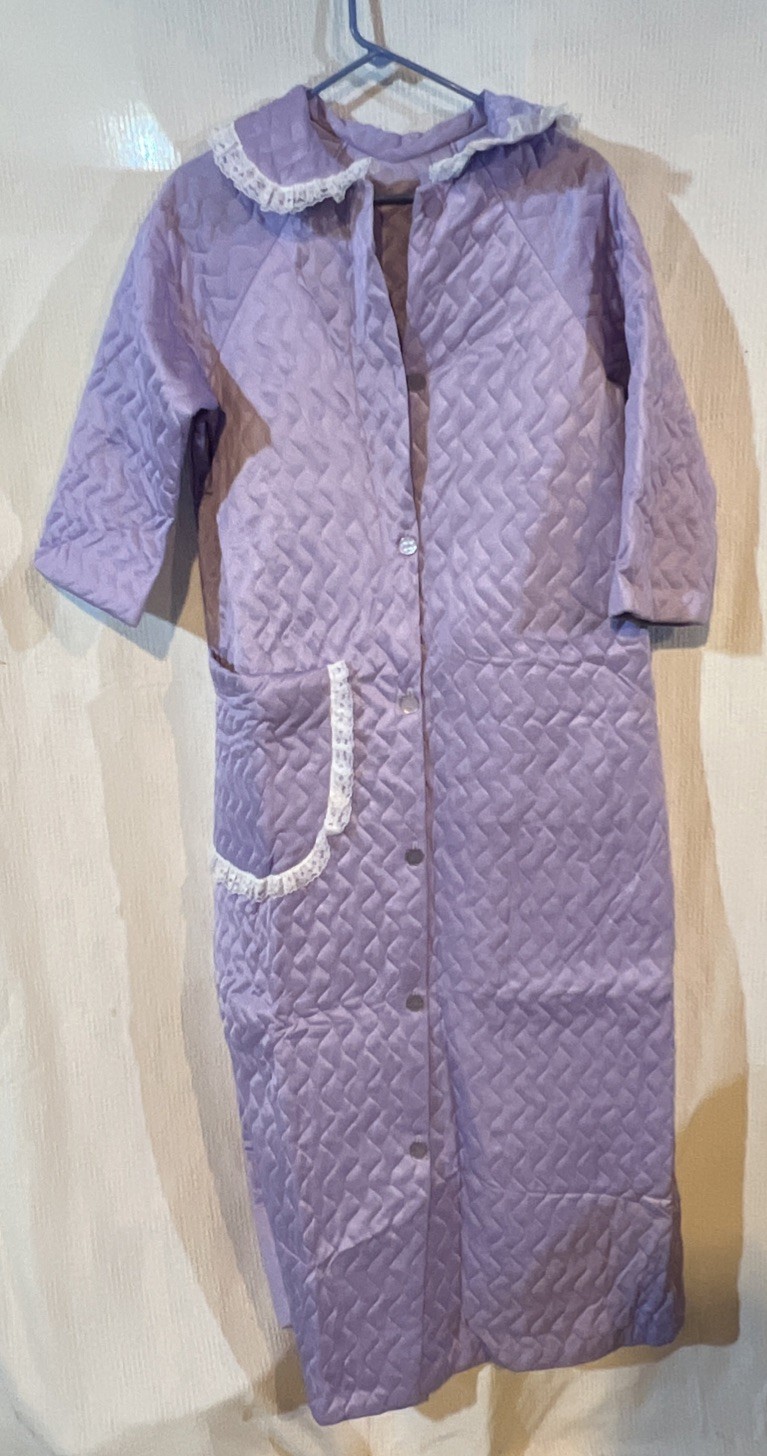 Vintage 60s Lavender Purple Soft Quilted Nylon Lace Trim Housecoat Robe ...