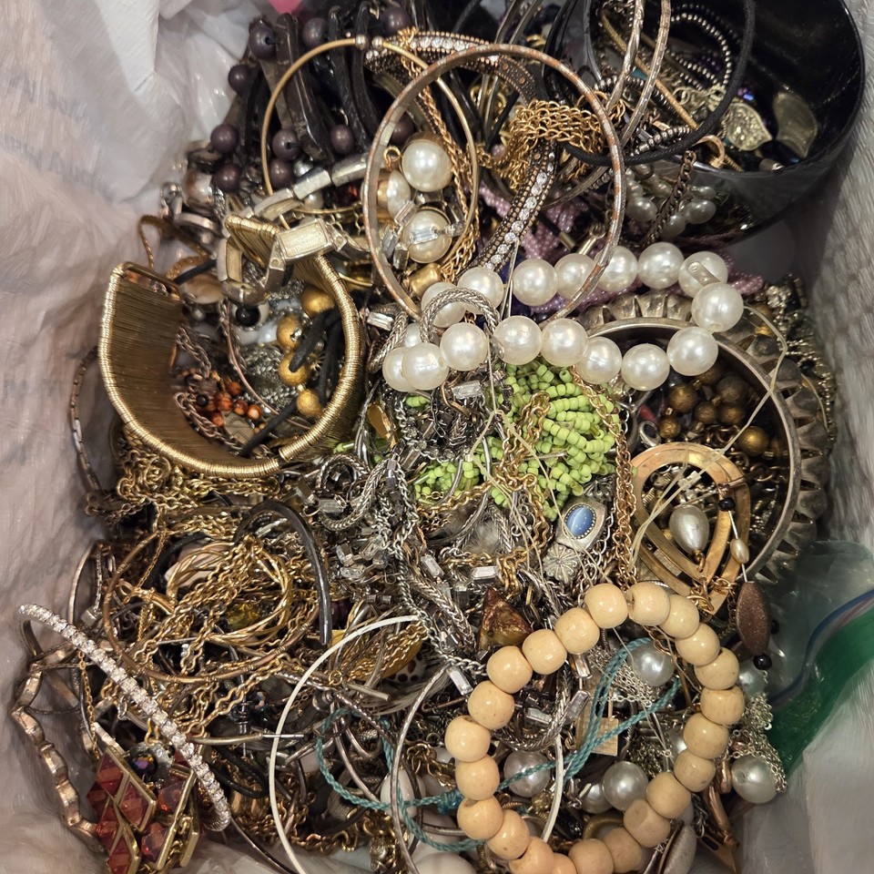 Mixed jewelry crafters lot, 18 lbs, mismatched, broken, craft, repair ...
