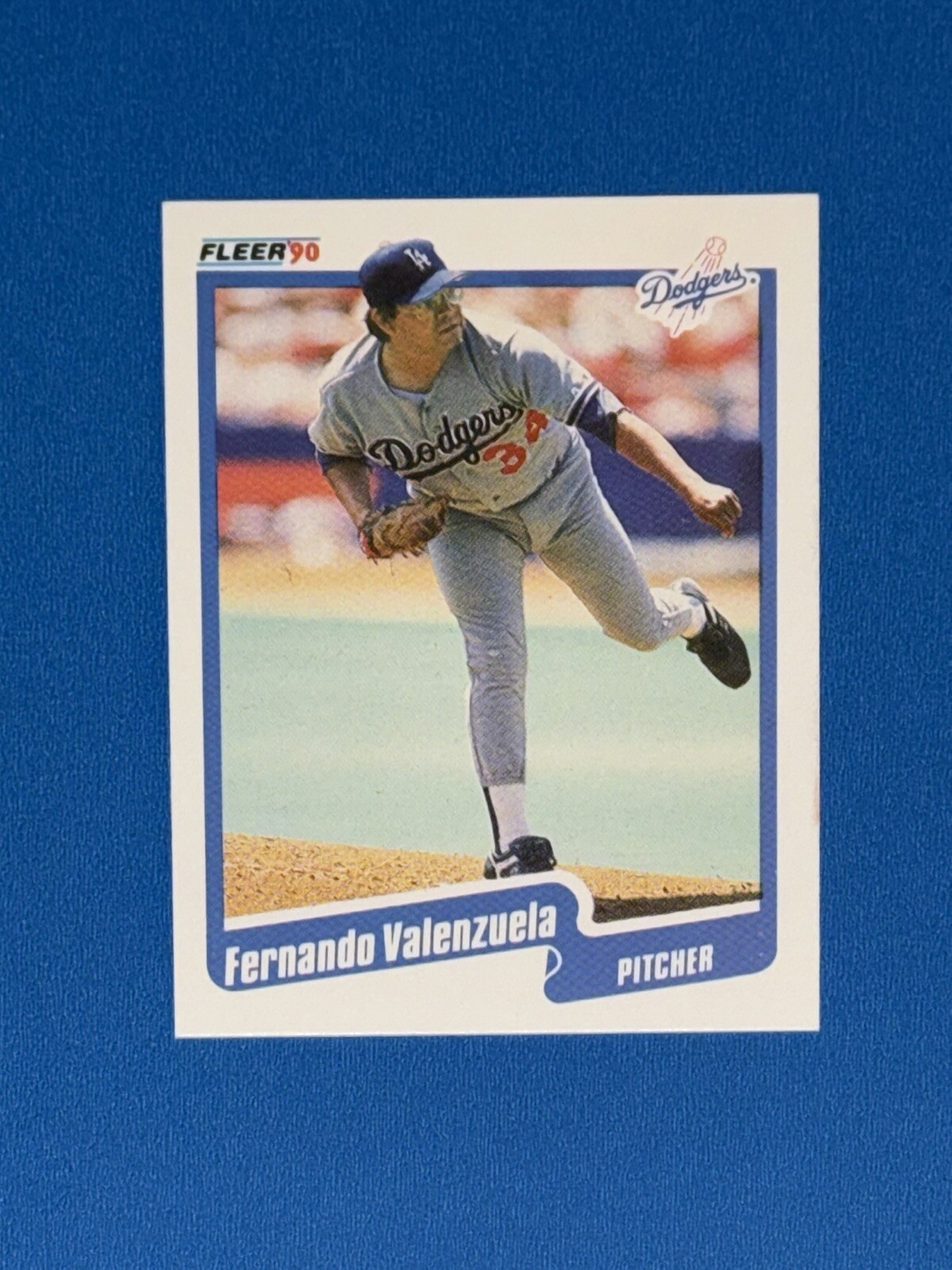 1990 Fleer Fernando Valenzuela Baseball Card #409 Los Angeles Dodgers ...