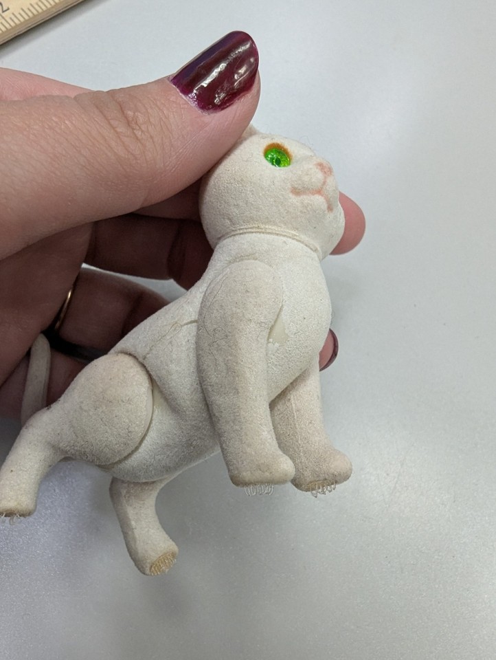 Vintage FLUFFY BARBIE Pet CAT White 1982 Mattel FLUFF | eBay