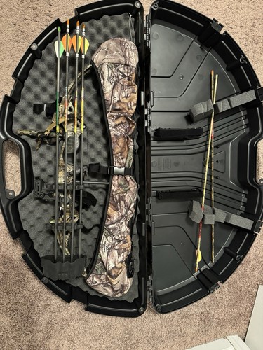 Buckmasters Compound Bow. Bought New In 2011. Hardly Ever Shot. Kept ...