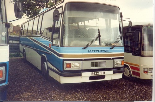 Bus photo B622DDW Matthews, Shouldham Bedford YNT Plaxton Paramount ...