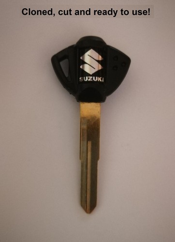 Suzuki Key CLONED & CUT with Transponder Chip - (See Compatibility List ...