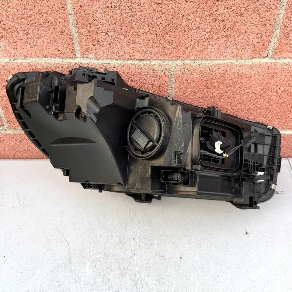 OEM 22-24 Mercedes C300 W206 Driver Left LED Headlight Headlamp ...