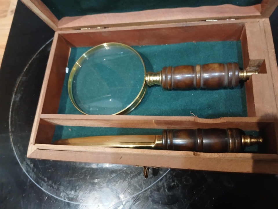 Sherlock Holmes Magnifying Glass & Letter Opener In Presentation Box ...