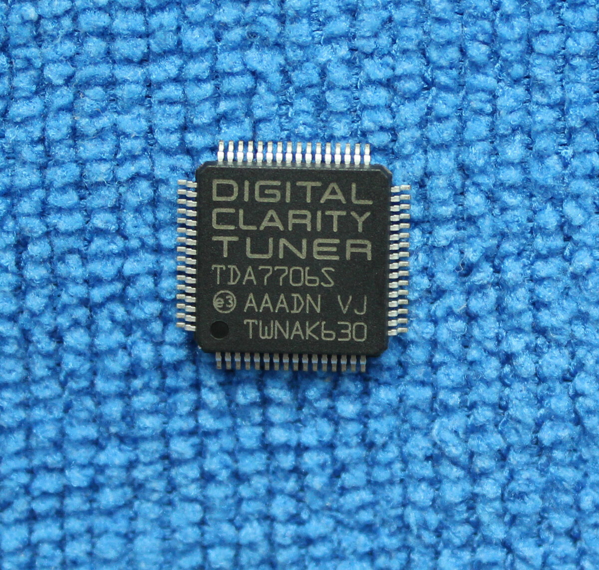 1pcs TDA7706S TDA77O6S TDA7706 QFP64 IC CHIP | eBay
