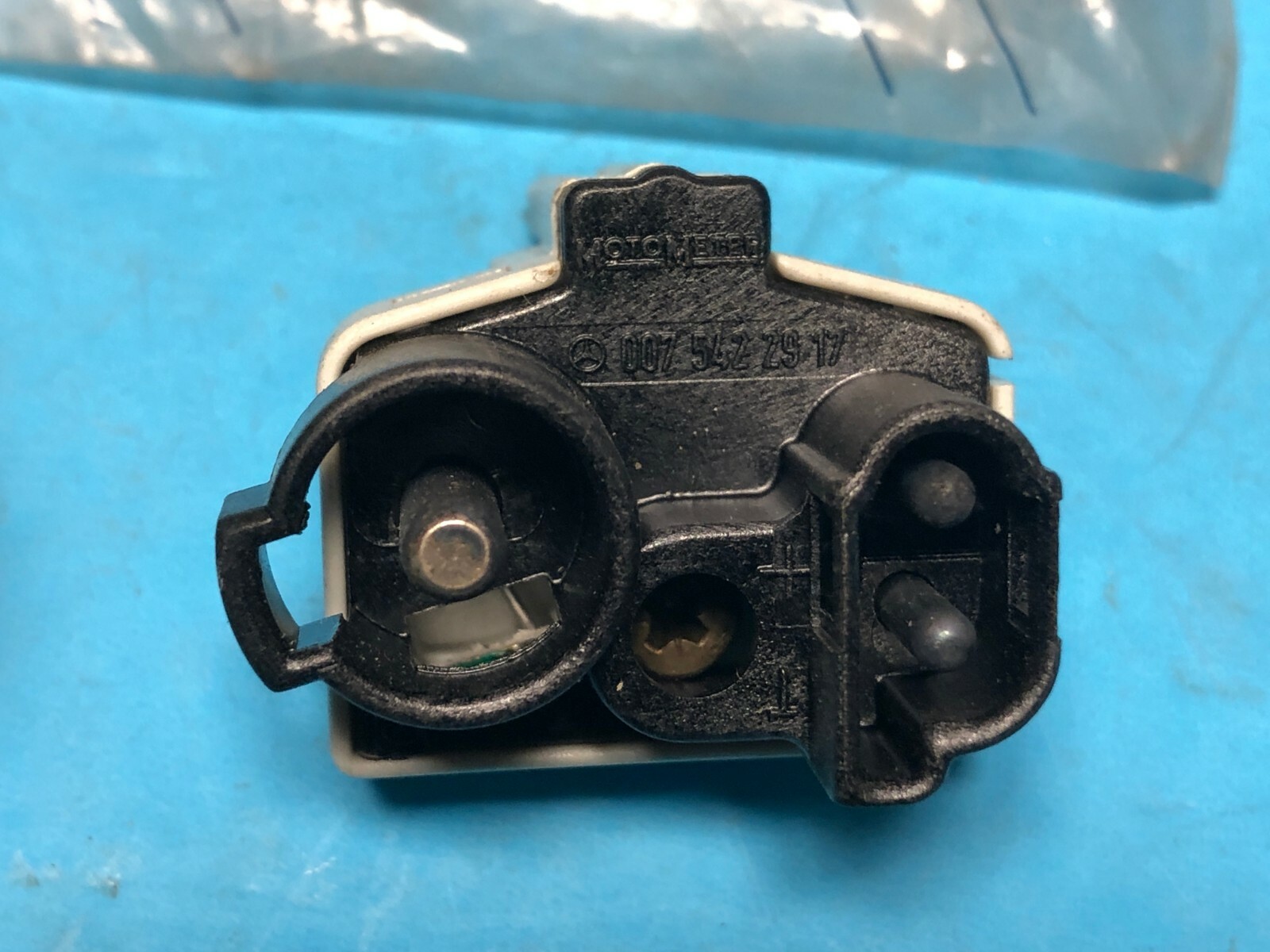 Mercedes w124 Speed Transmitter Sensor @ speedo OEM w201 201 sender for ...