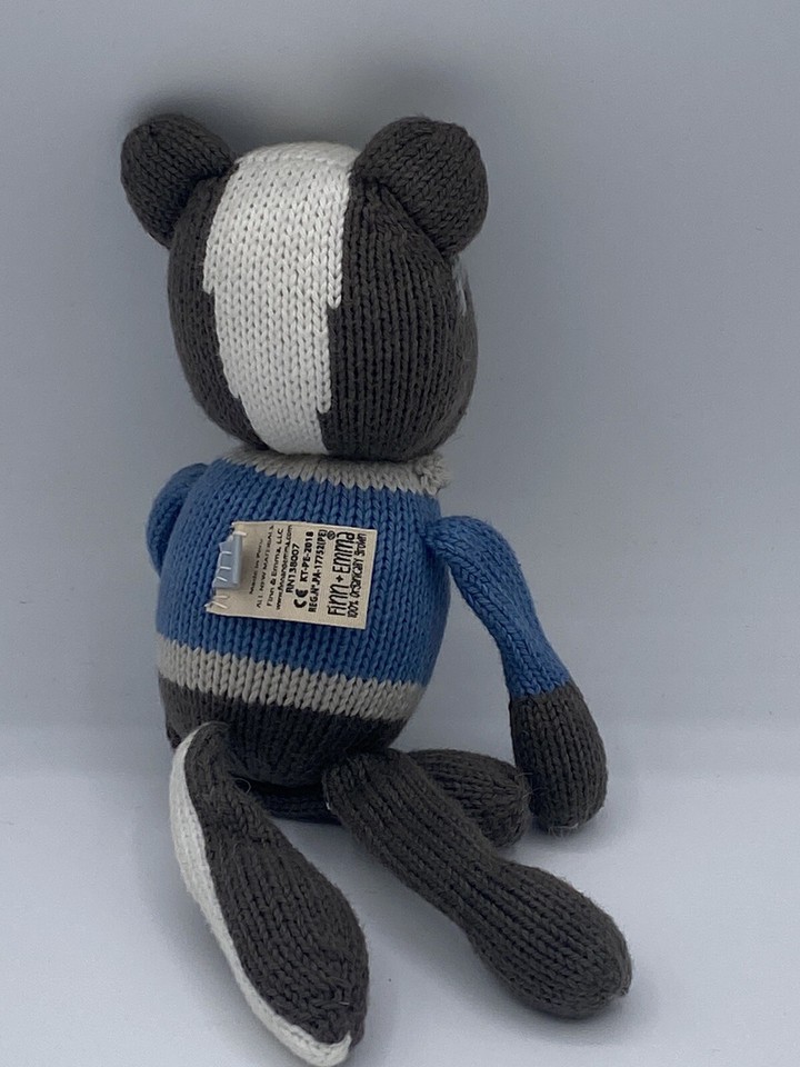 Finn & Emma Knit Rattle Simon The Skunk Soft And Cute Crochet | eBay