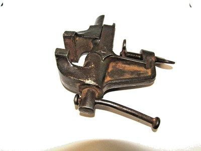 Vice, Small engineer's-type vice, probably used by jewellery makers ...