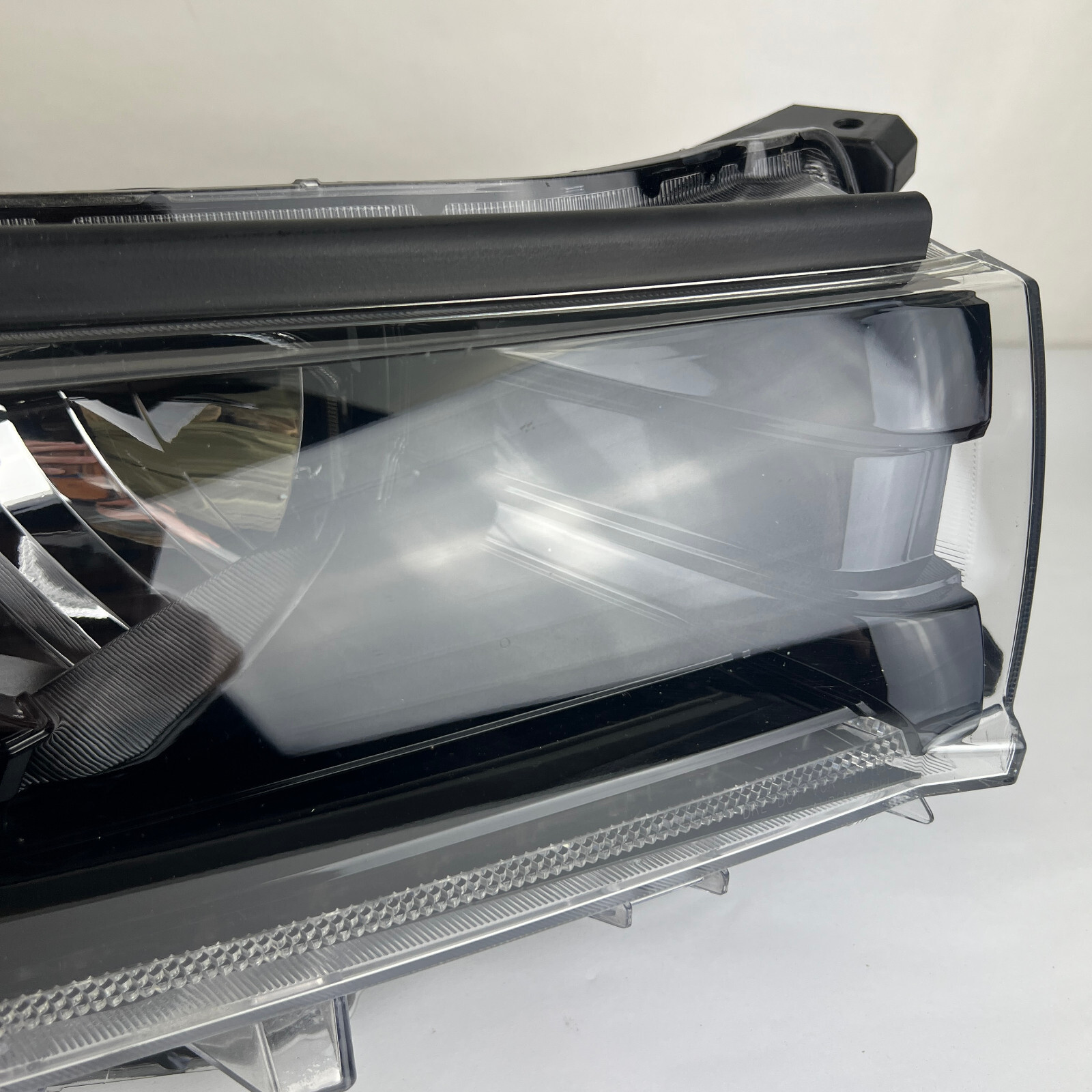 OE 2017 2018 2019 Toyota Highlander SE Right LED DRL Black Headlight ...