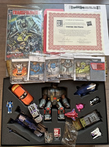 Transformers Botcon 2015 Timelines CYBERTRON MOST WANTED Set TFCC ...